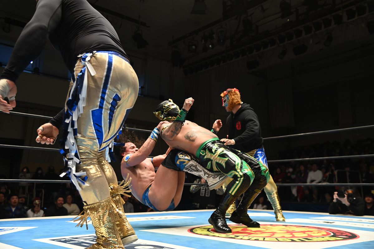 【新日本】ボラドールJr.がテンプラリオを撃破！ロス・デプレダドーレスが乱入しCMLL世界タッグ王座戦を示唆 | プロレスTODAY