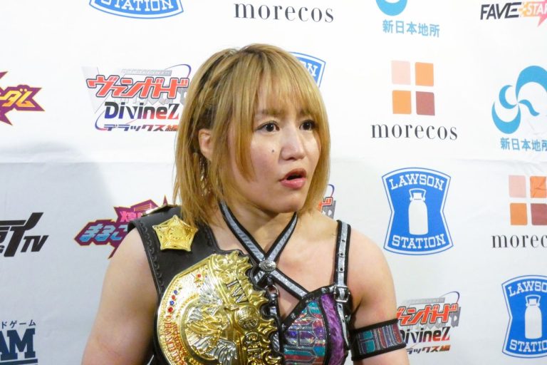【スターダム】Sareeeが電撃来場し、IWGP女子王者・朱里の“初”防衛戦での挑戦を迫るも、“割り込み”チャレンジャー出現で怒り心頭！「約束ひとつ守れねぇチャンピオンなのかよ」 | プロレス ...