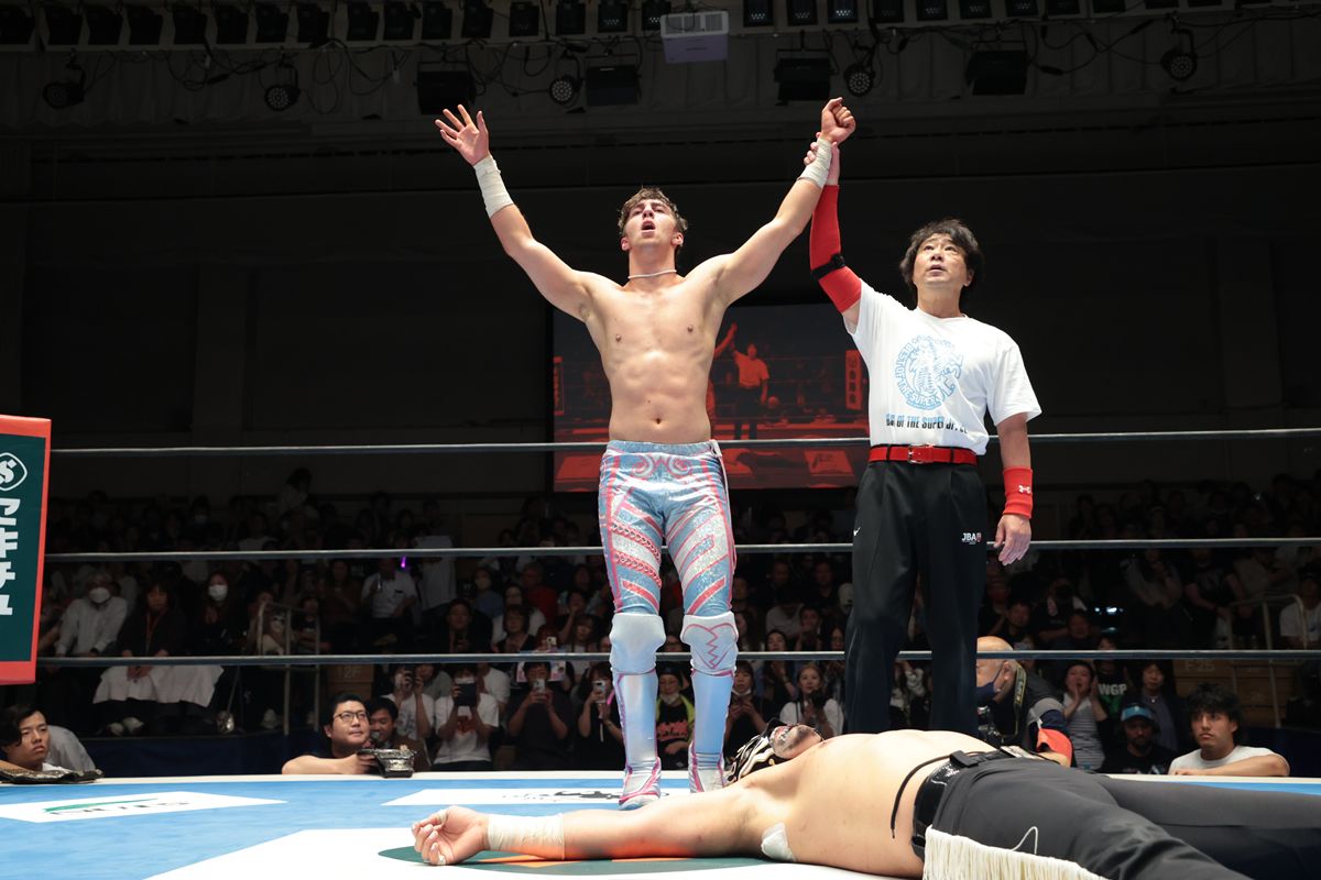 【新日本】『BOSJ』ROH世界TV王者ニック・ウェインがIWGPジュニア王者デスペラード撃破「王座を賭けて俺と対戦したければ、いつでも歓迎する」 | プロレスTODAY
