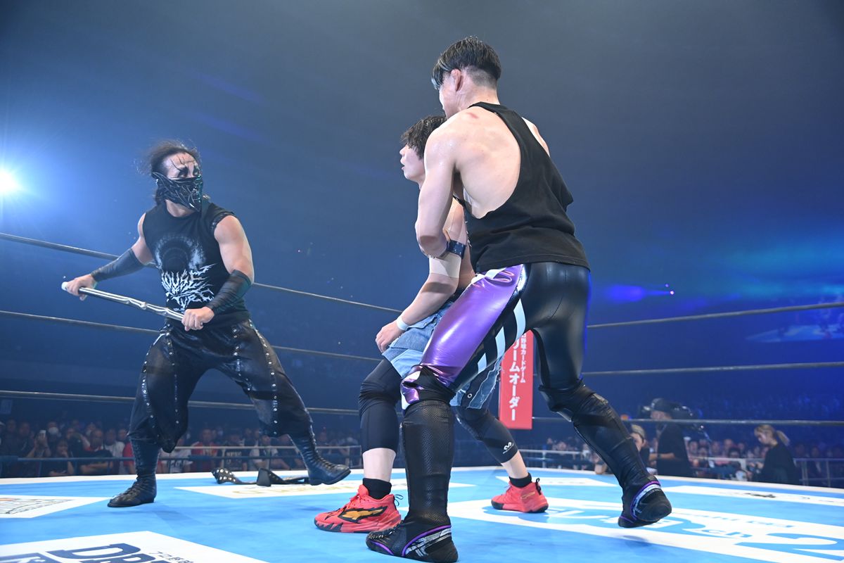 【新日本】DOUKI裏切りの鉄槌！YOH＆ワトを蹂躙、H.O.TがIWGPジュニアタッグを強奪「なんでよ、俺が本隊と組んで客に媚び売らないといけないんだよ」 | プロレスTODAY
