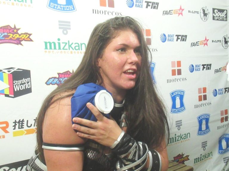 【スターダム】AZMがボジラを真っ向勝負で撃破し、STRONG女子王座初V！「赤や白やIWGPのベルトより盛り上げていく」 | プロレスTODAY