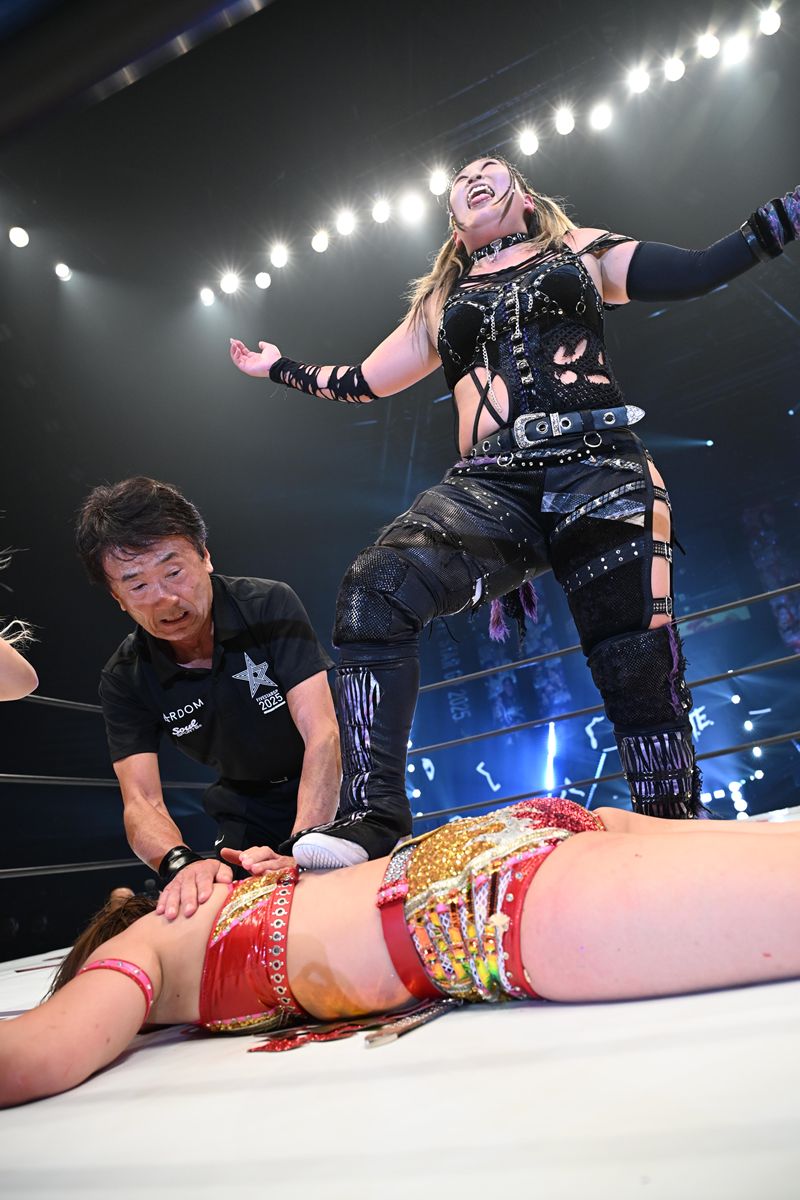 【スターダム】『5★STAR GP』開幕戦で大波乱！IWGP女子王者Sareee、小波の非情なる関節地獄に沈む「これがスターダムのH.A.T.E.のプロレスだ」 | プロレスTODAY