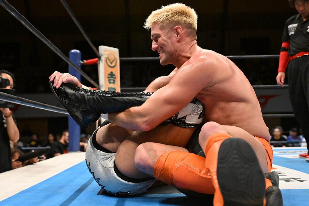 【新日本】王者ザックが”THE ALPHA” TAKESHITAとの注目の『G1』決戦を制す「俺はIWGP世界ヘビー級王者だ、この間抜けめ！」 | プロレスTODAY