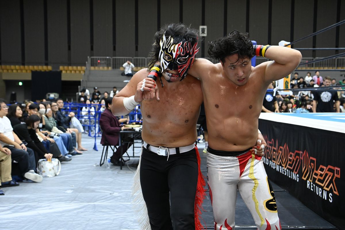 【新日本】SHO＆DOUKI組がIWGPジュニアタッグV3！鉄板攻撃でデスペラード＆KUUKAIを粉砕「俺とSHOの“2強”時代だ」 | プロレスTODAY